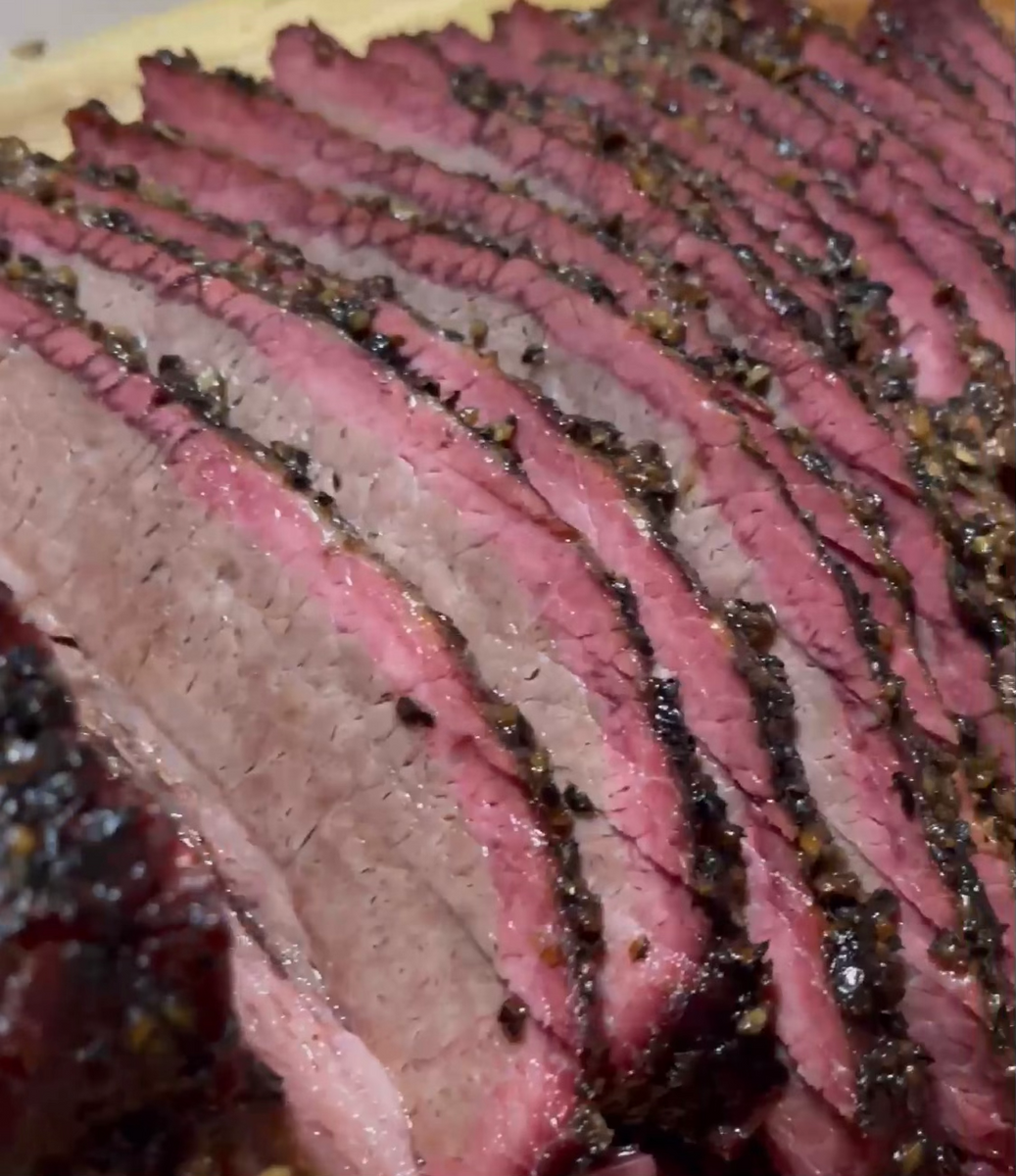 Sliced Brisket – Les Baby Back Ribs